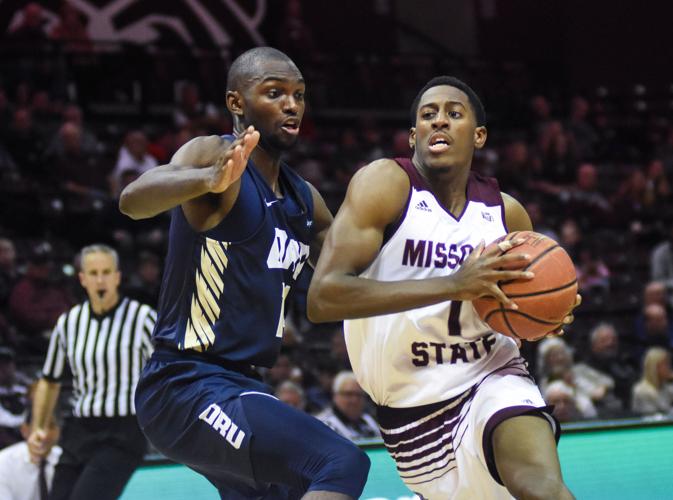 Bears run away with first win of season | Sports | the-standard.org