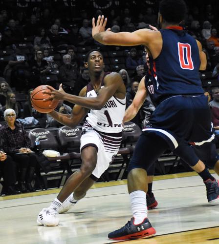 Bears claw their way to second win | Sports | the-standard.org