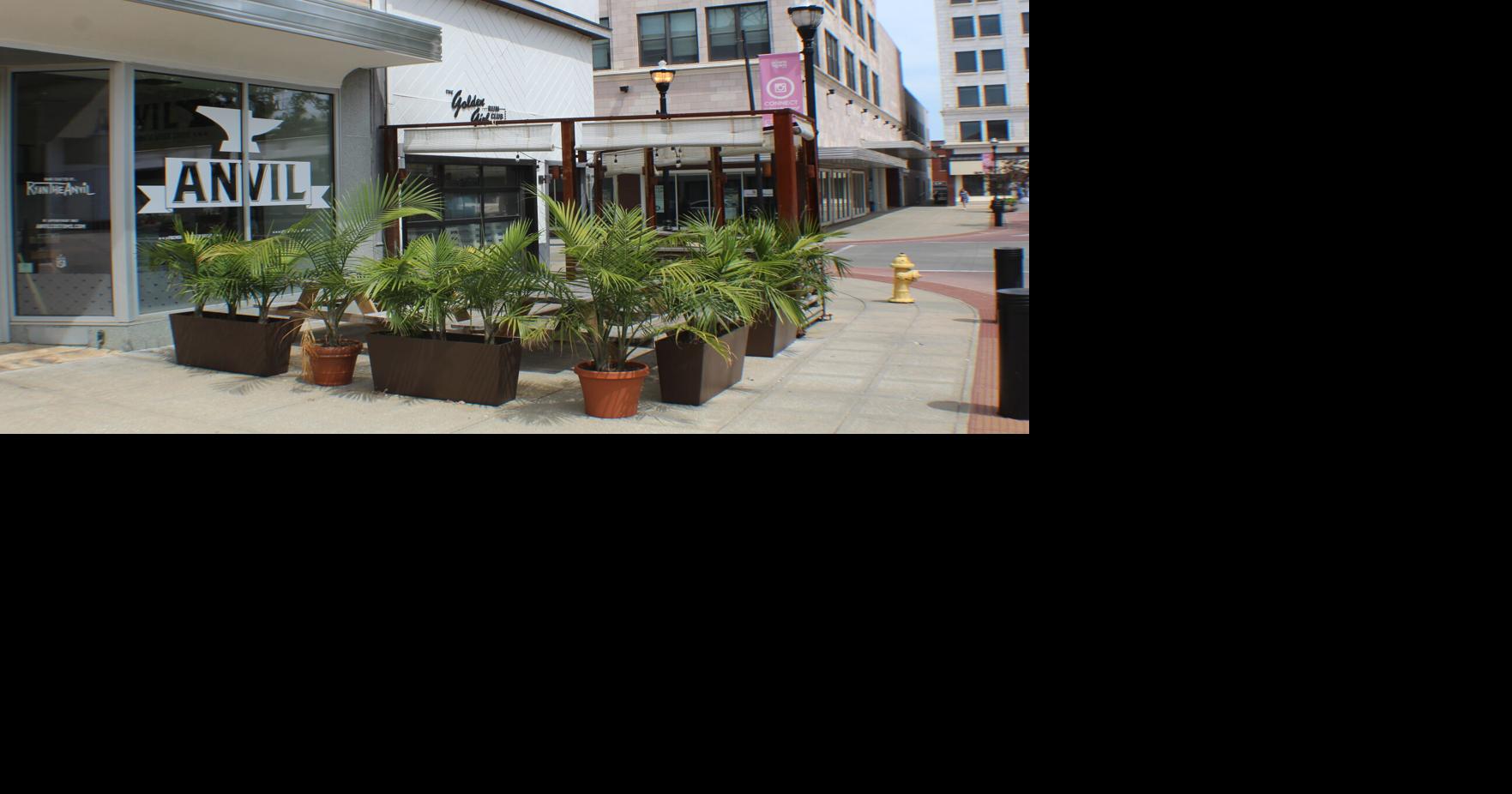 Visiting Park Central Square: The growing center for downtown ...