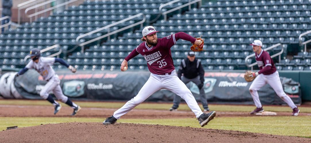 Baseball team makes home debut | Sports | the-standard.org