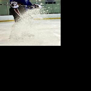 MacInnis: The son of a legend | Sports | the-standard.org
