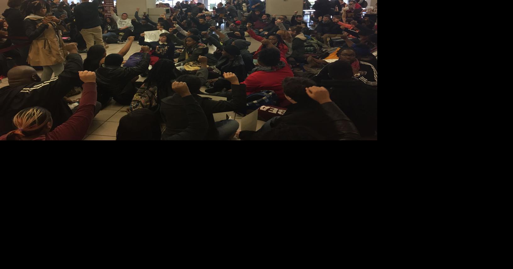 More than 100 students participate in Plaster Student Union sit-in ...