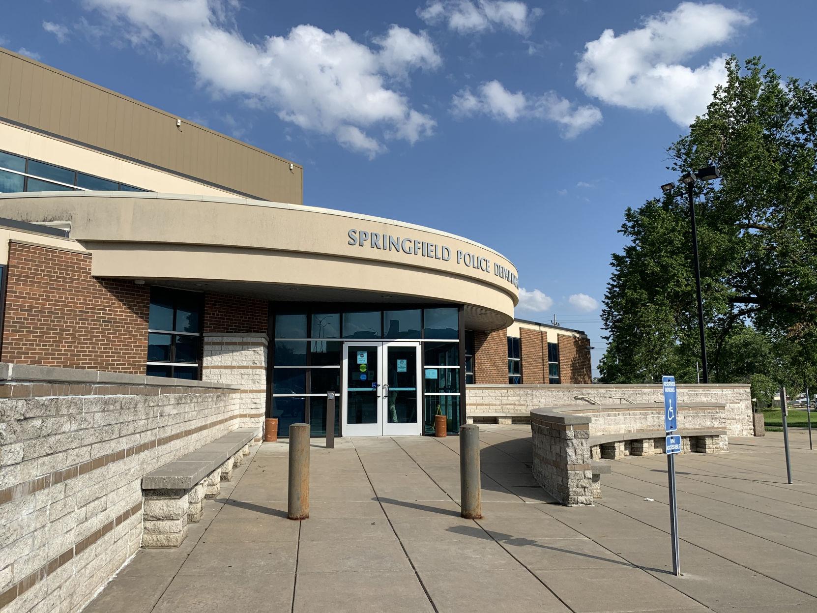 Springfield police officer hit outside of Springfield Police Department ...