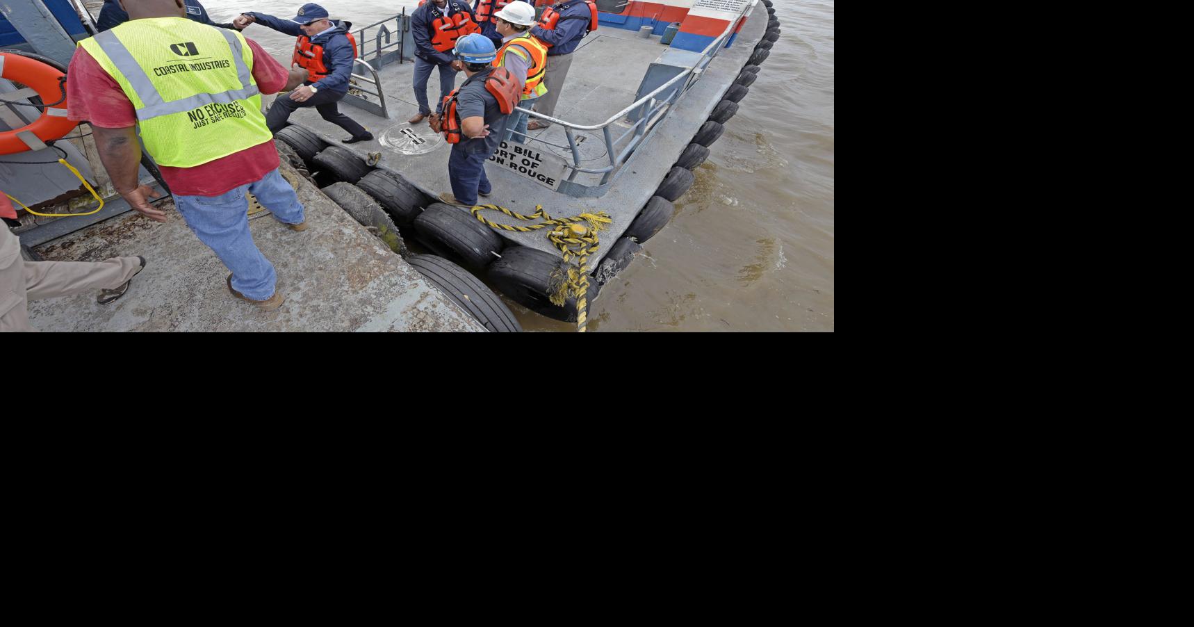 Photos, videos: See close-up images showing 'twisted' steel of damaged ...