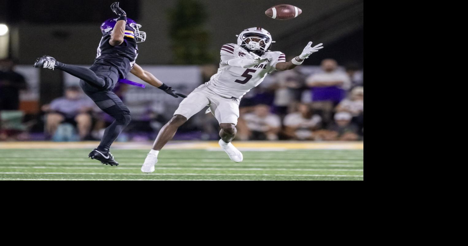 Central defeats Denham Springs in rivalry football game | High School ...