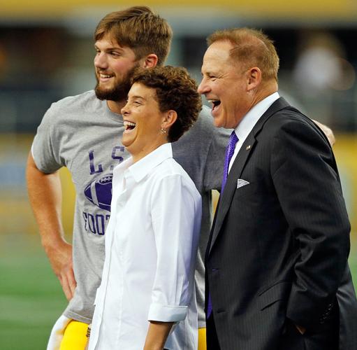 LSU's new offense and passing game star in the season opener: Film ...