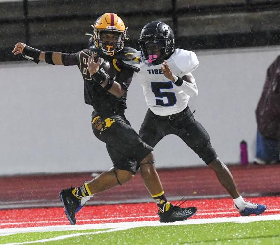 LRCH shines in all three phases to beat JS Clark | High Schools ...
