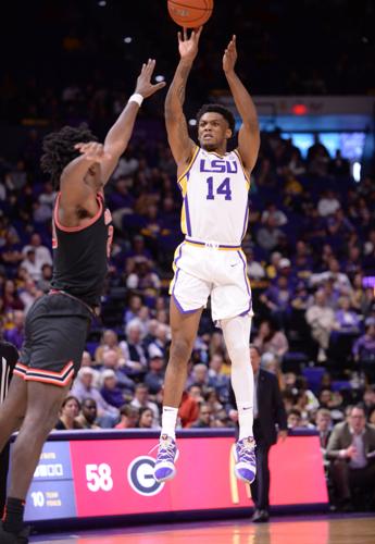 Marlon Taylor erupts in last home game as LSU routs Georgia 94-64 ...