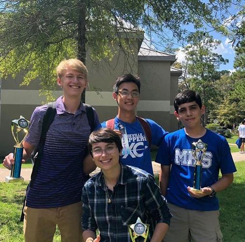 Clubs offer Mandeville High students lots of options | St Tammany ...