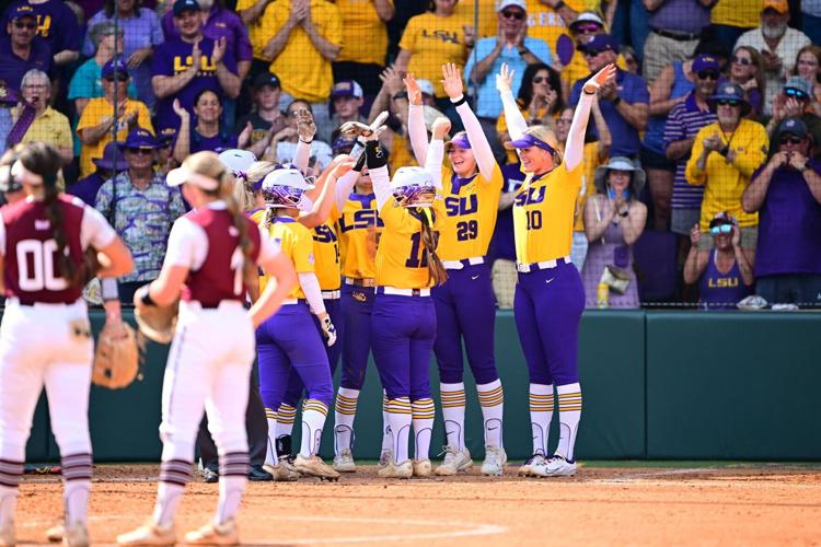 LSU softball defeats SIU, advances to super regional | LSU ...