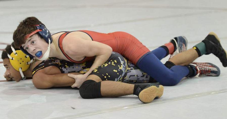 Teurlings wrestling coach Kent Masson embracing thought of tight ...