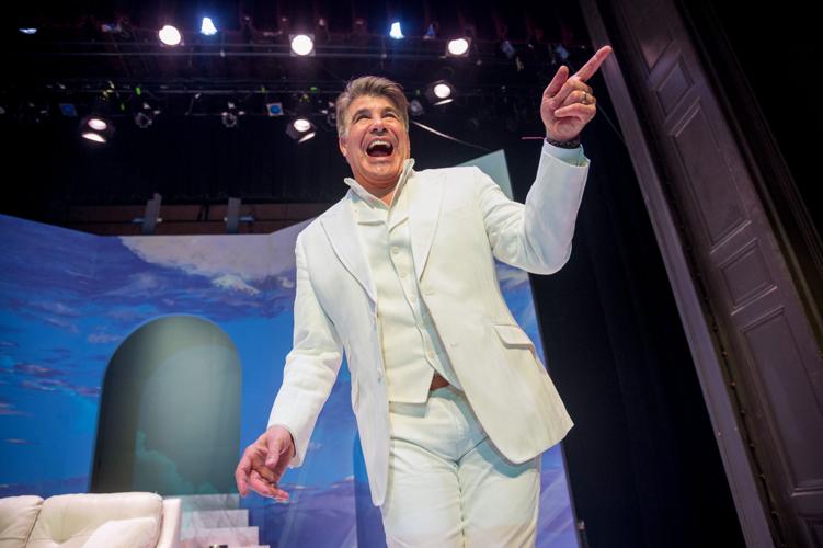 Divine Comedy: Bryan Batt takes New Orleans stage, thanks to 'An Act of ...
