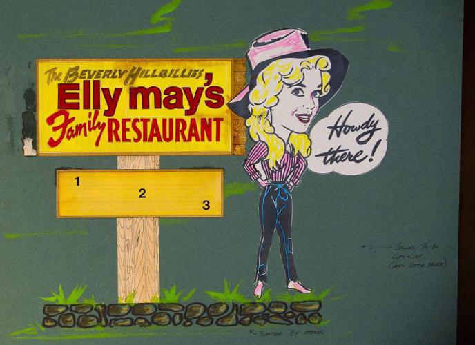 Sale of late ‘Beverly Hillbillies’ star Donna Douglas' belongings draws ...