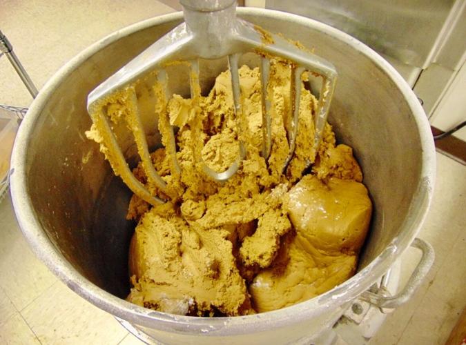 3 Bayou Brothers gingerbread is a Louisiana favorite | Entertainment ...