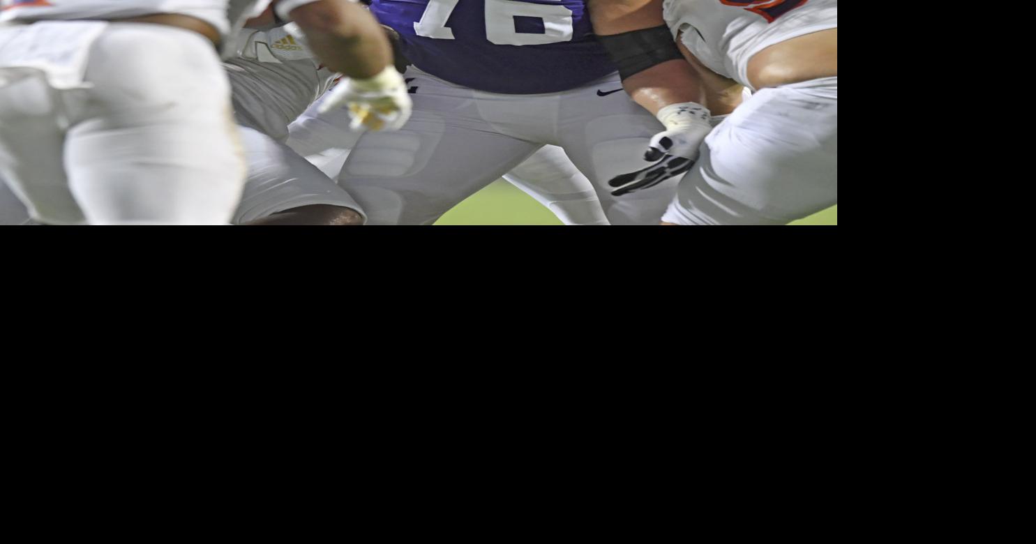 LSU starting right tackle Austin Deculus out for 'a little bit,' Ed ...