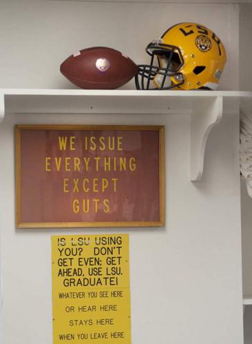 Look inside LSU locker room: Pristine helmets, perfect lockers, search ...