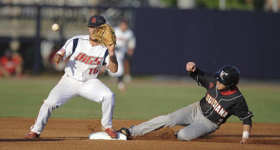 Kyle Clement’s 11th inning homer seals thrilling win for Cajuns over ...