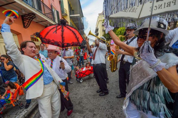 Lafayette couple ties the knot during Southern Decadence fest in New ...