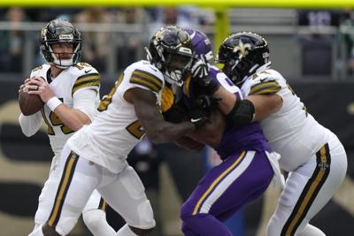 4 downs: Can the Saints just give us something new to talk about? Plus ...