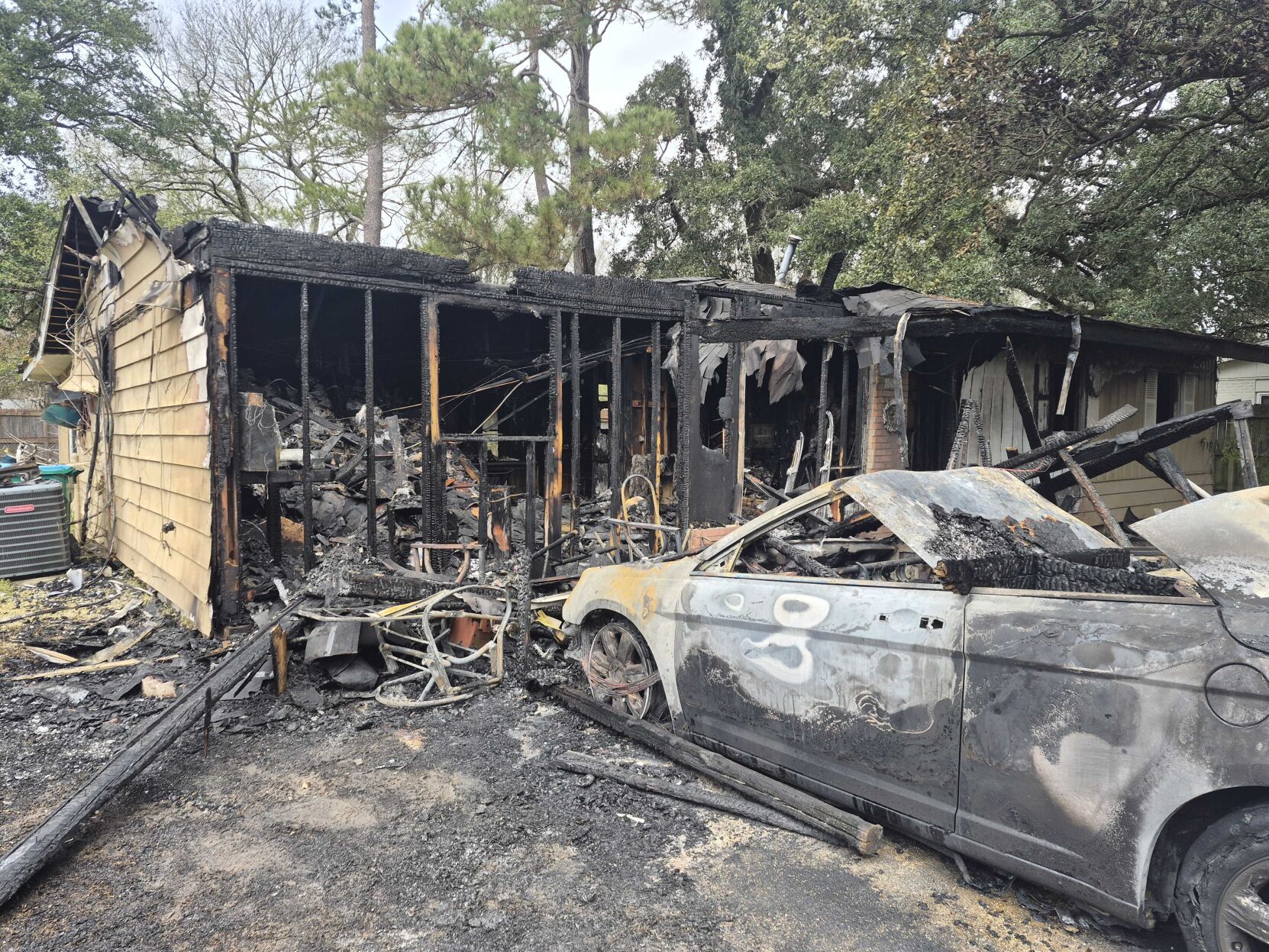 Fire Marshal investigates fatal Denham Springs fire | Crime/Police ...