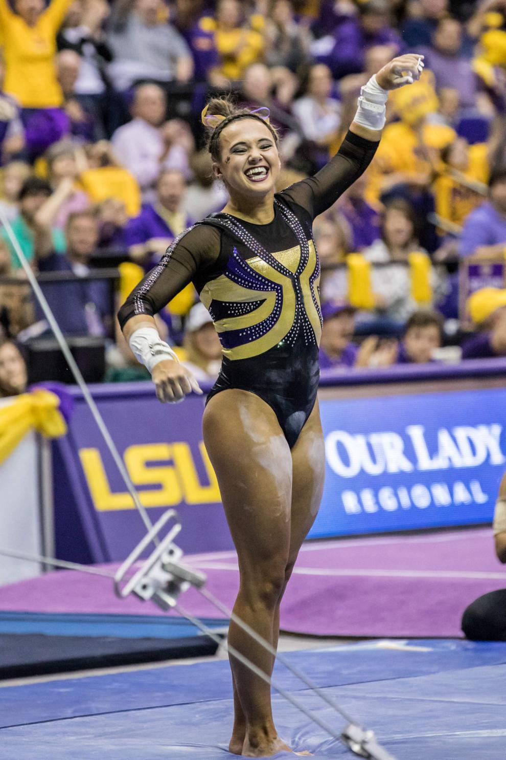 Lsus Ashleigh Gnat Named Sec Gymnast Of The Week Tigers Set Program Attendance Record Lsu