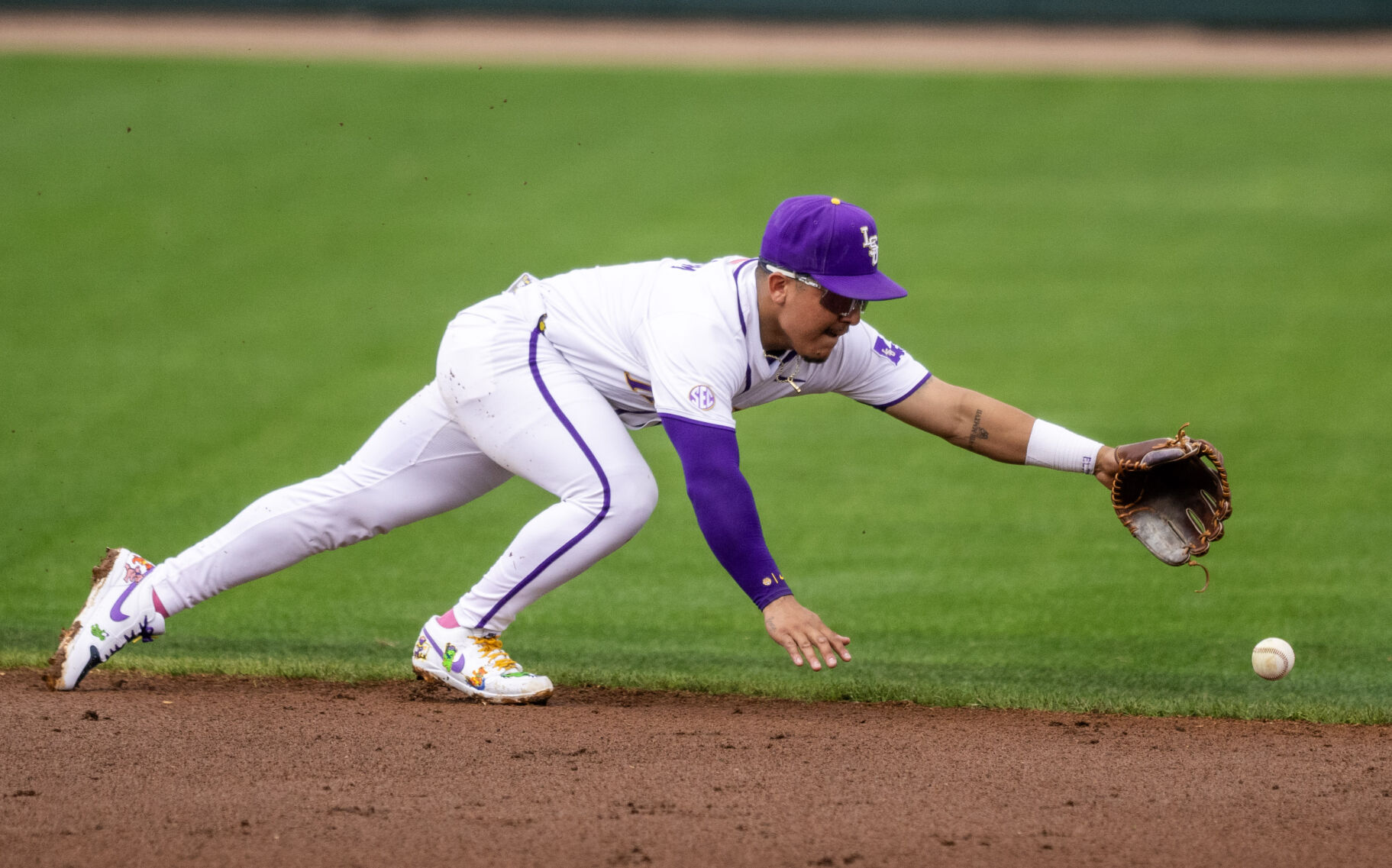 LSU baseball defeats Northeastern with pitching, defense | LSU ...