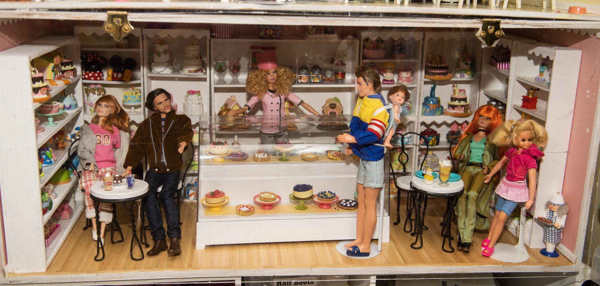 Photos: While waiting for the "Barbie" premiere, journey through Cathy ...