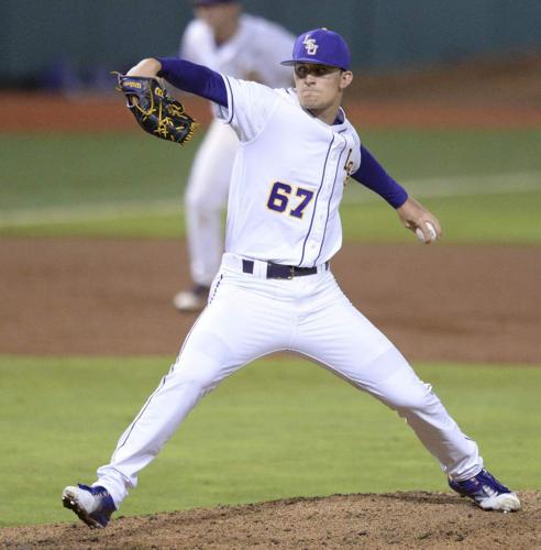 Veterans Jared Poché, Jake Fraley carry LSU to regional-opening victory ...