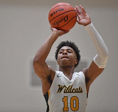 LSU signee Jalen Cook of Walker offers thanks after reaching 3,000 ...