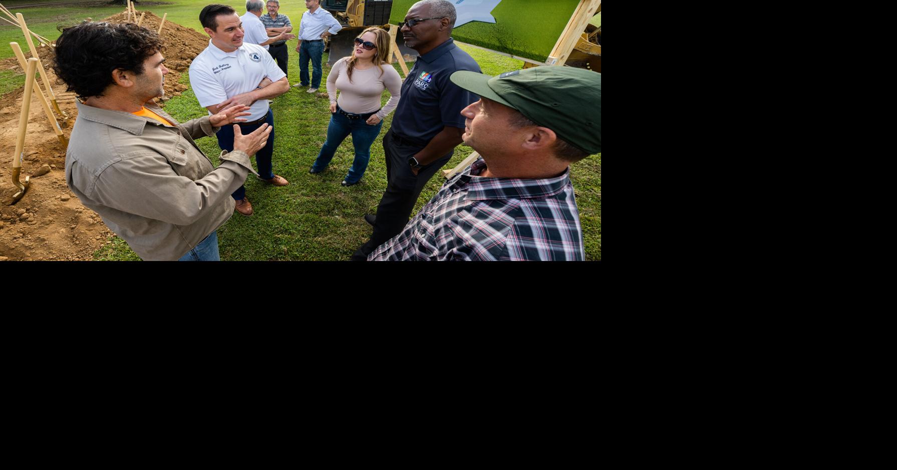 Groundbreaking ceremony for new Thomas Park Skate Park | Photos ...
