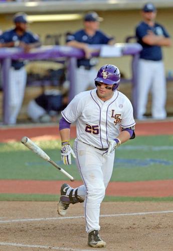 Paul Mainieri recaps 2017 season, looks ahead at 18-member signing ...