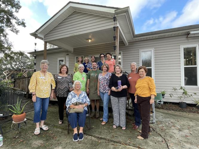 Gonzales Garden Club visits Prairieville nursery | Ascension ...