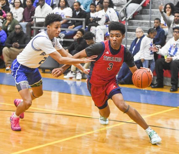 David Thibodaux's Kortlan Williams leads Bulldogs to win | High Schools ...