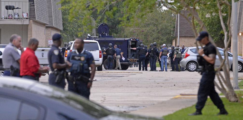 Police-dispatched robot finds homicide suspect apparently killed self ...