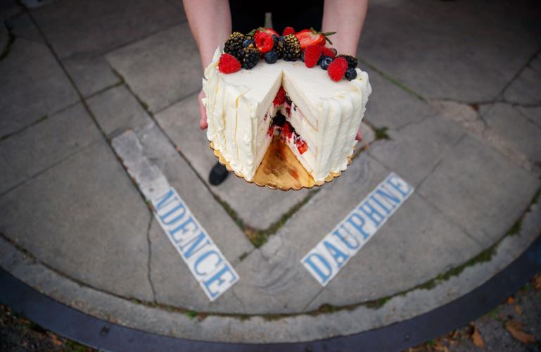 Chantilly cake vs. Gentilly cake: What's the difference ...