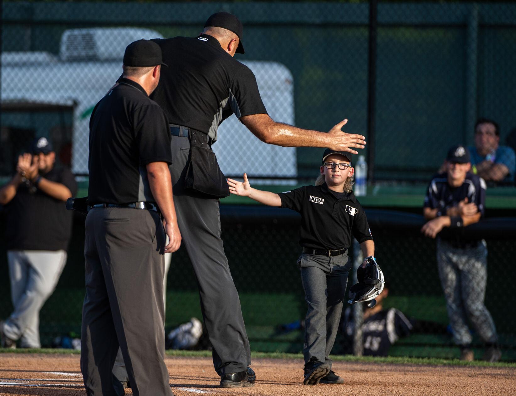 Photos: Rougarou's game features shortest and tallest Umpires | Baton ...