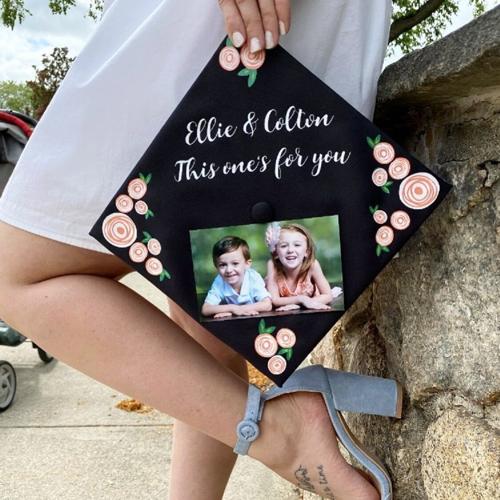 Designers decorate over-the-top graduation cap topers | Entertainment ...
