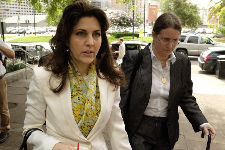 Tom Benson’s lawyers argue to keep federal lawsuit against trustee in ...