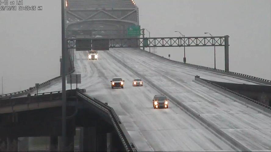 Update: Mississippi River bridge closures mount in Baton Rouge area ...