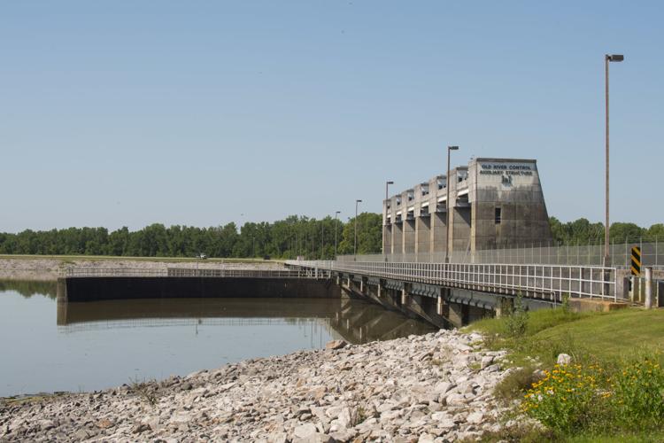 New dam to allow check of piece of Corps' Old River complex | News ...