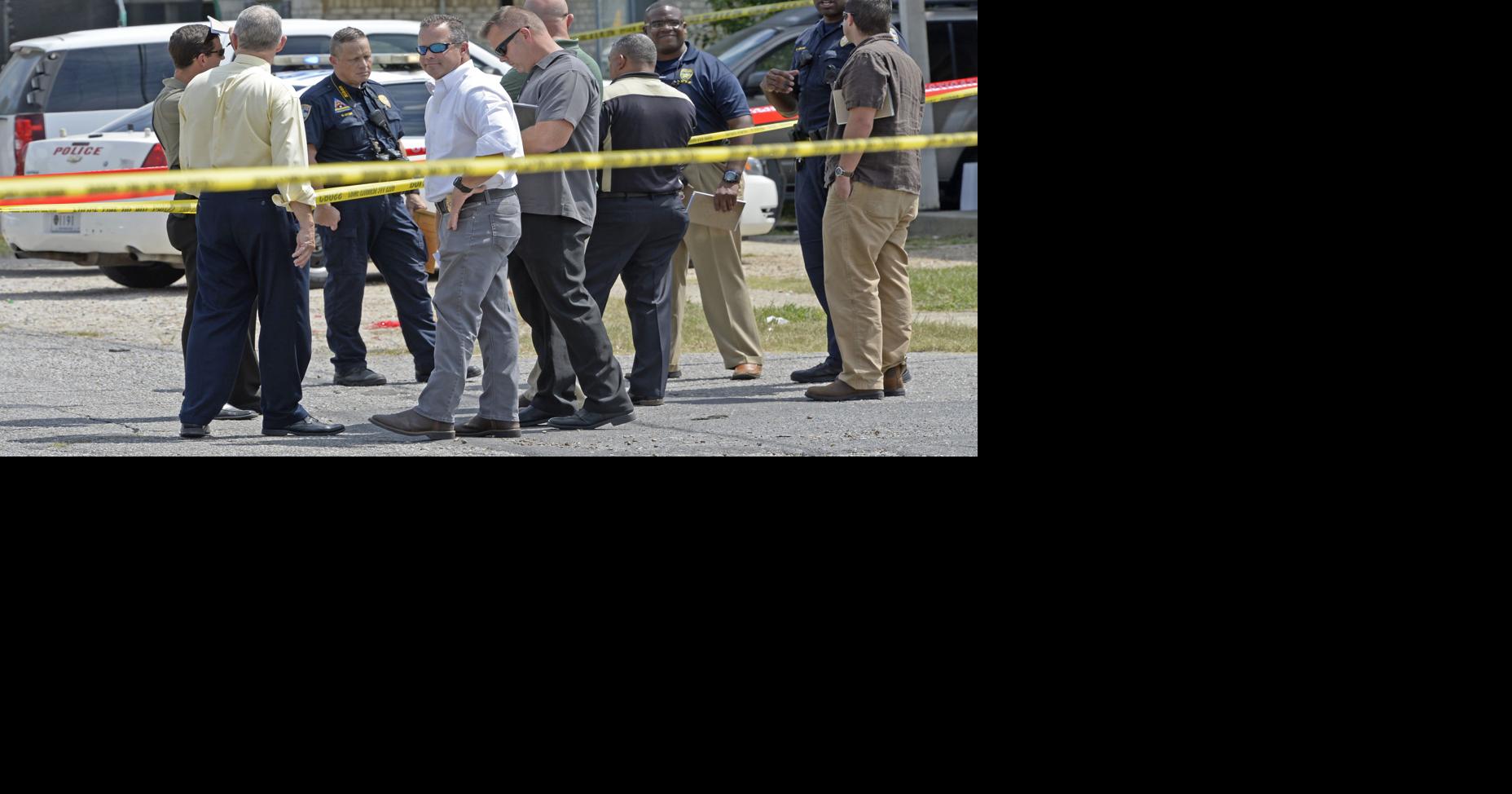 Weller Avenue victim fatally shot blocks from where his dad fatally ...