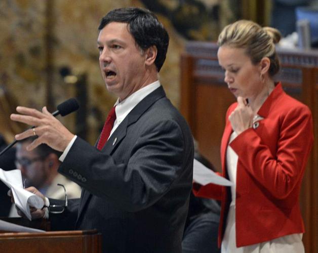 ‘The person I trust least’: State Rep. Neil Abramson’s controversial ...