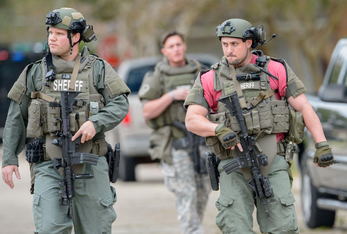 Man in Metairie domestic dispute shoots Jefferson Parish deputy ...