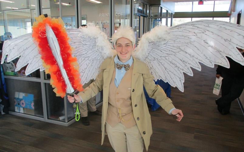Pop culture fantasy characters make Livingston Library's Comic Con ...