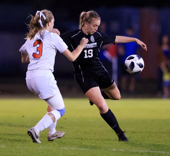 Second-half surge pushes University past St. Louis 3-1, into Division ...