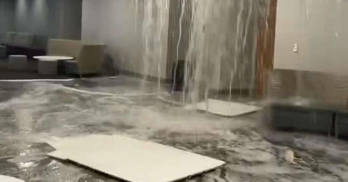 LSU building floods after pipe bursts on first day of class | Education ...