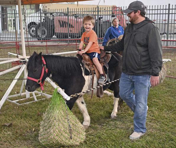 Greater Baton Rouge State Fair kicks off with rides, food, long lines ...