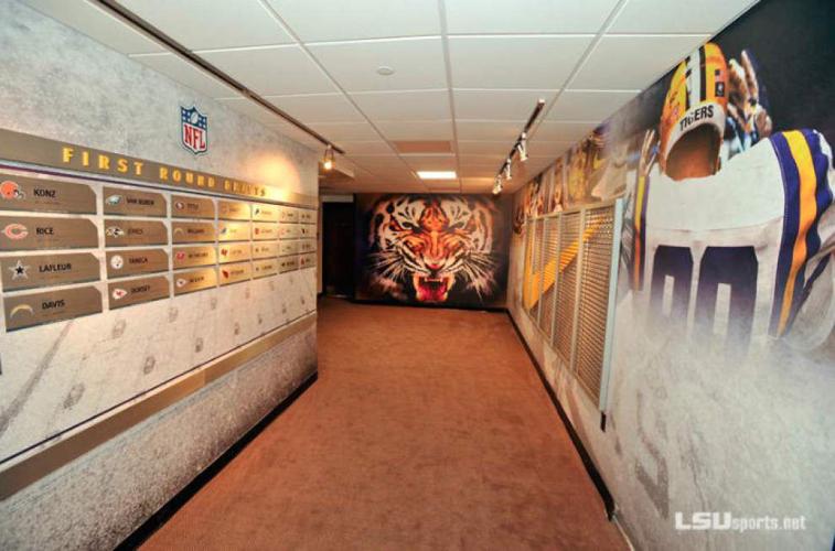 LSU reveals renovated game day locker room to players | LSU ...