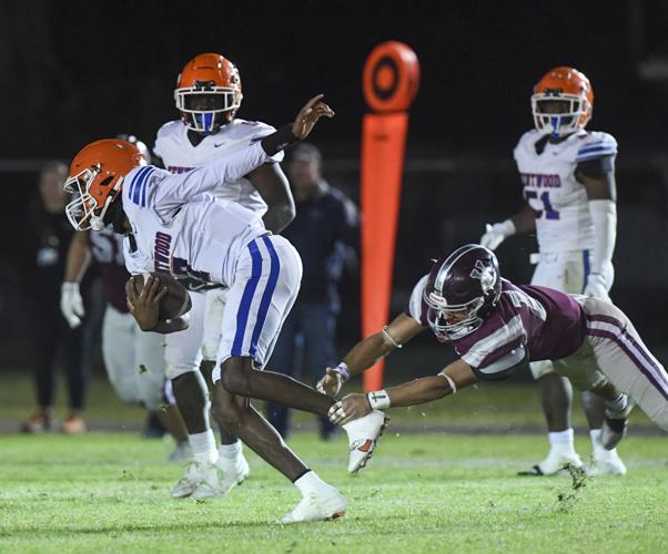 Southern Lab football loaded in 2025: District 9-1A preview | High ...