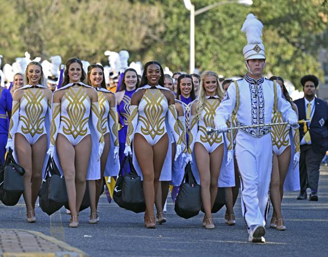 LSU's Golden Girls keep tradition alive in Tiger Stadium: 'There's ...